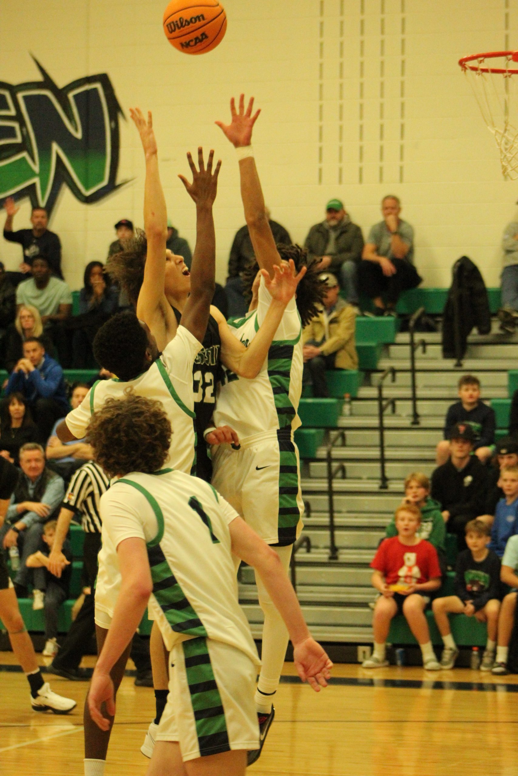 #1 Fossil Ridge Defeats #2 ThunderRidge in 2 OT Thriller 84-81 ...